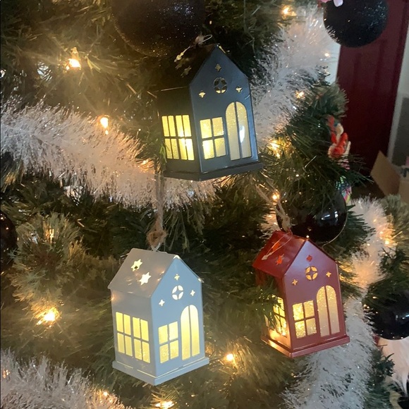 Christmas | Holiday | Light Up Hanging Metal House Set | Poshmark